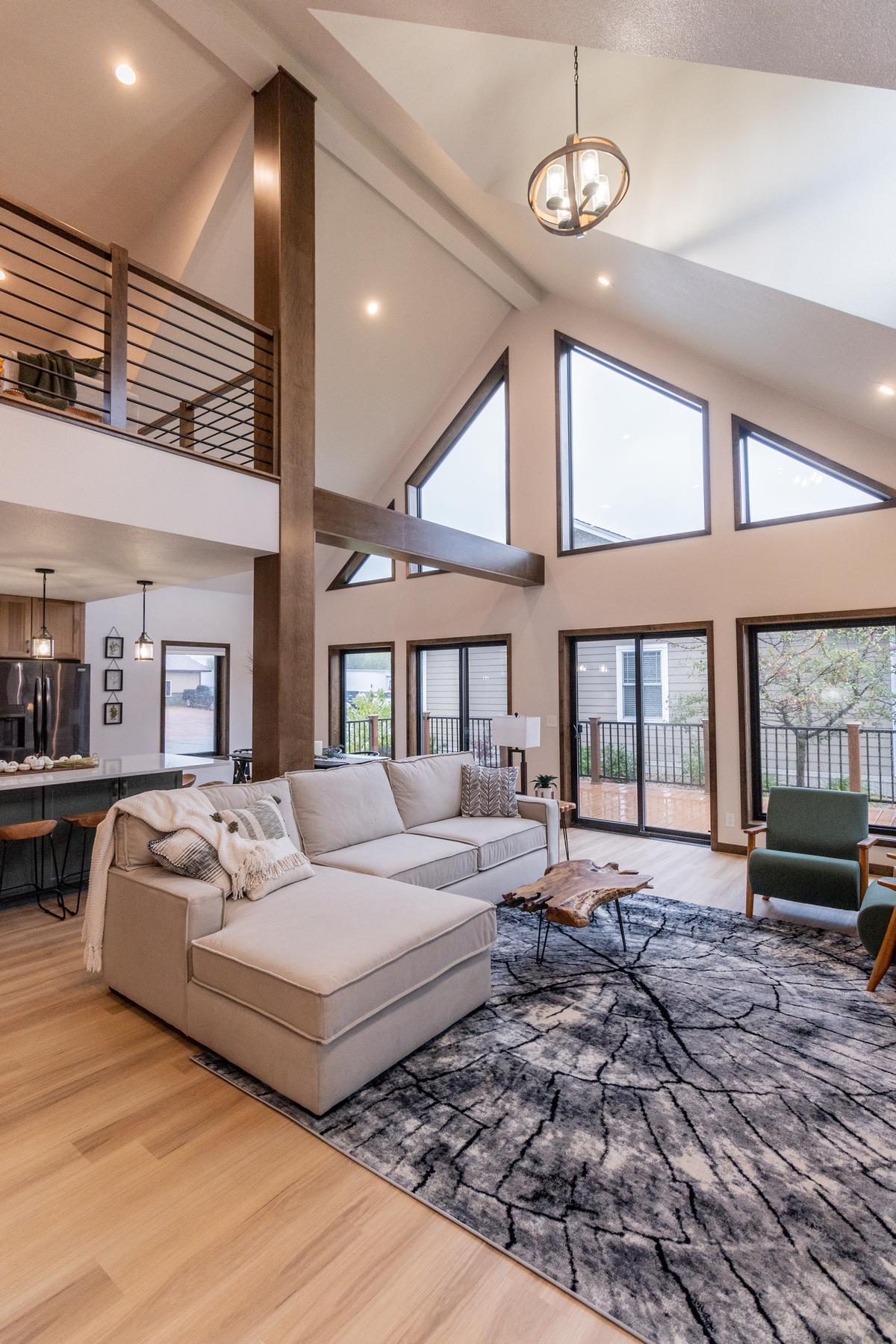 Custom Tamarack Chalet Project - Stratford Building Corporation