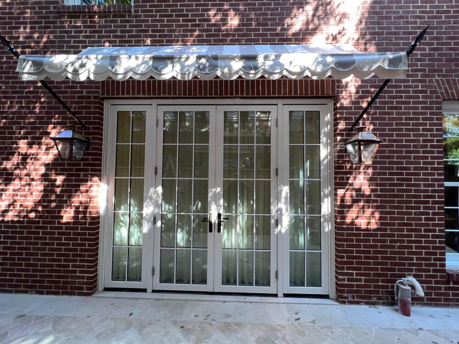 Traditional Awnings Gallery - Clanton's Quality Awning Co.